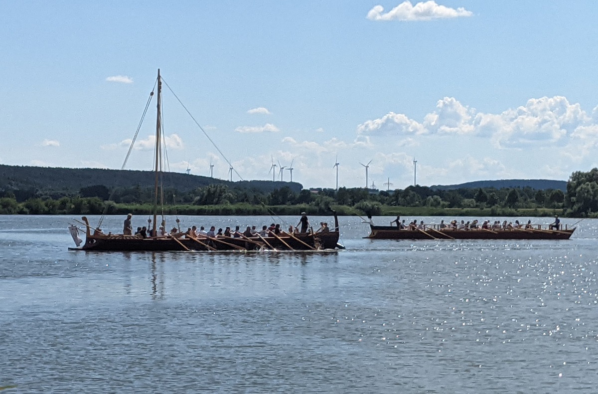 Römerboote beginnen in Ingolstadt ihre große Reise - Bayern mittendrin